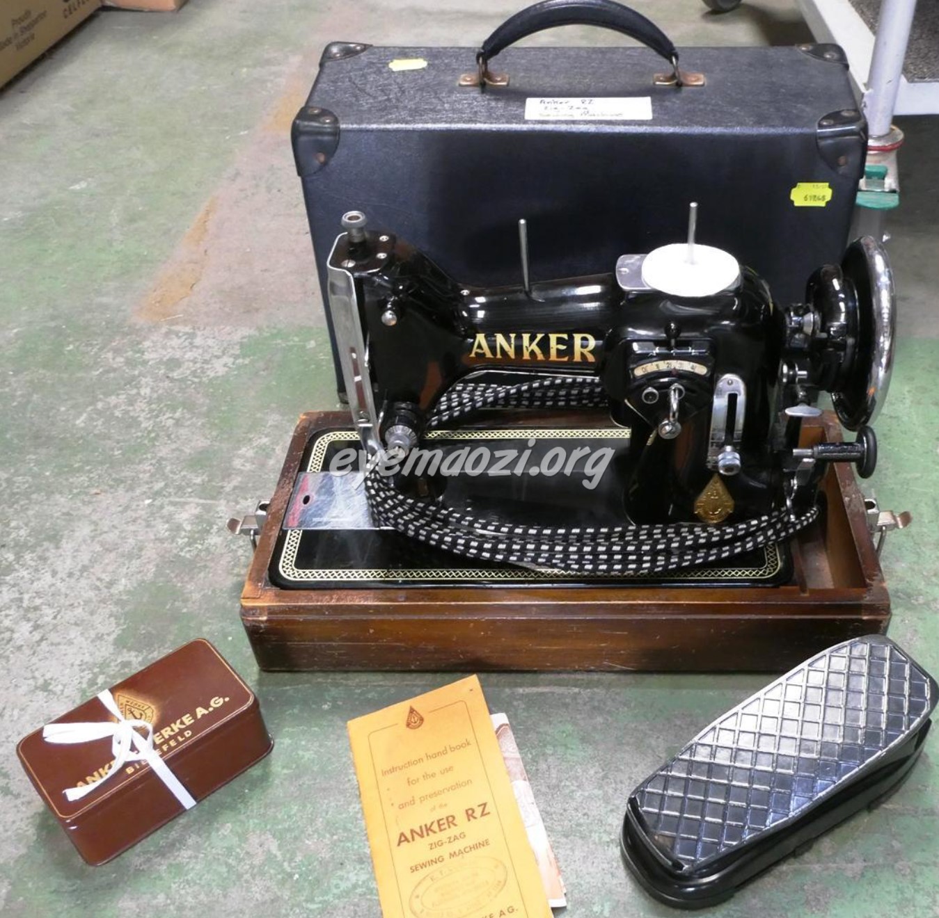 Anker RZ - Eye Ma Ozi Collector