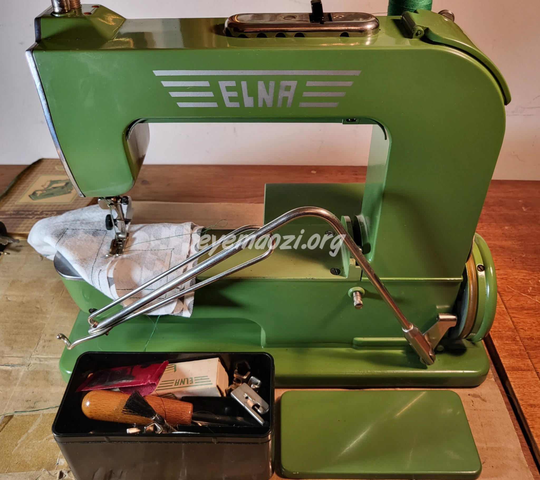 Elna Sewing machines - Eye Ma Ozi Collector