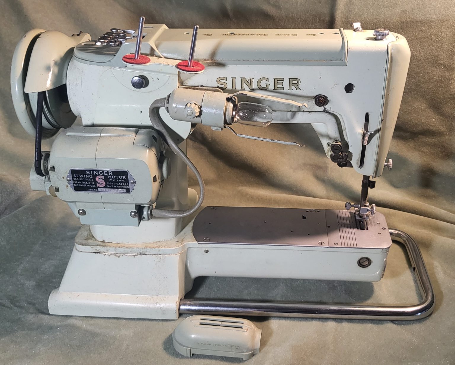 Singer 320k - Eye Ma Ozi Collector