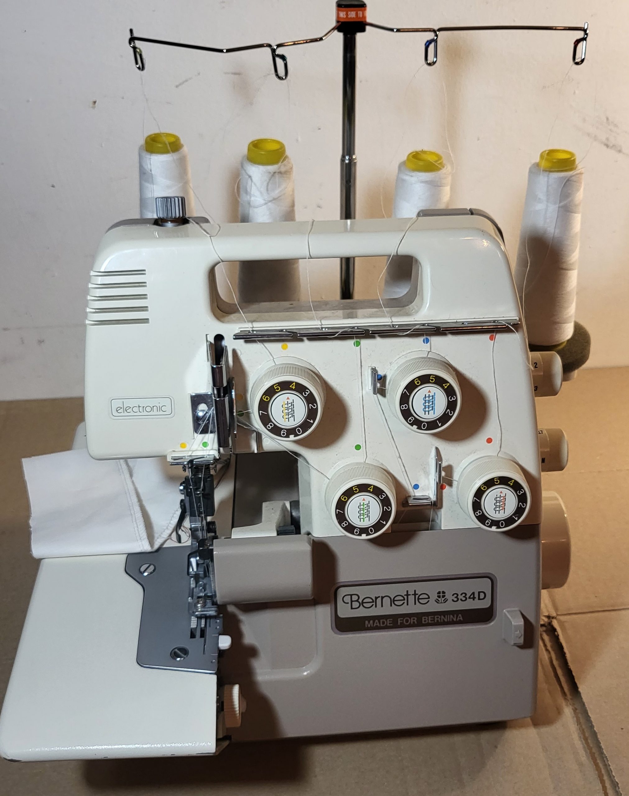 Bernette 334D - Eye Ma Ozi Collector