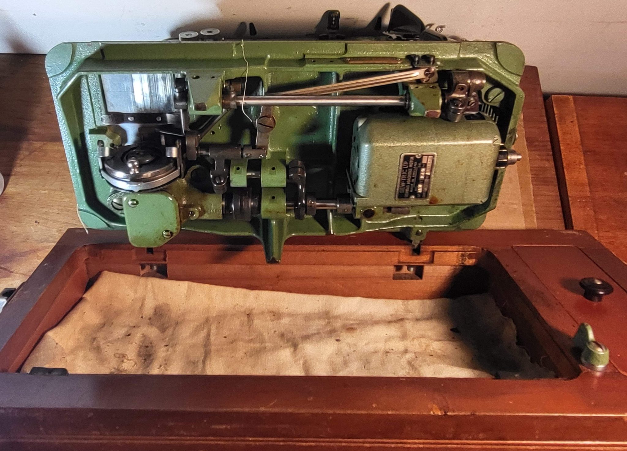 Anker RZ Deluxe - Eye Ma Ozi Collector