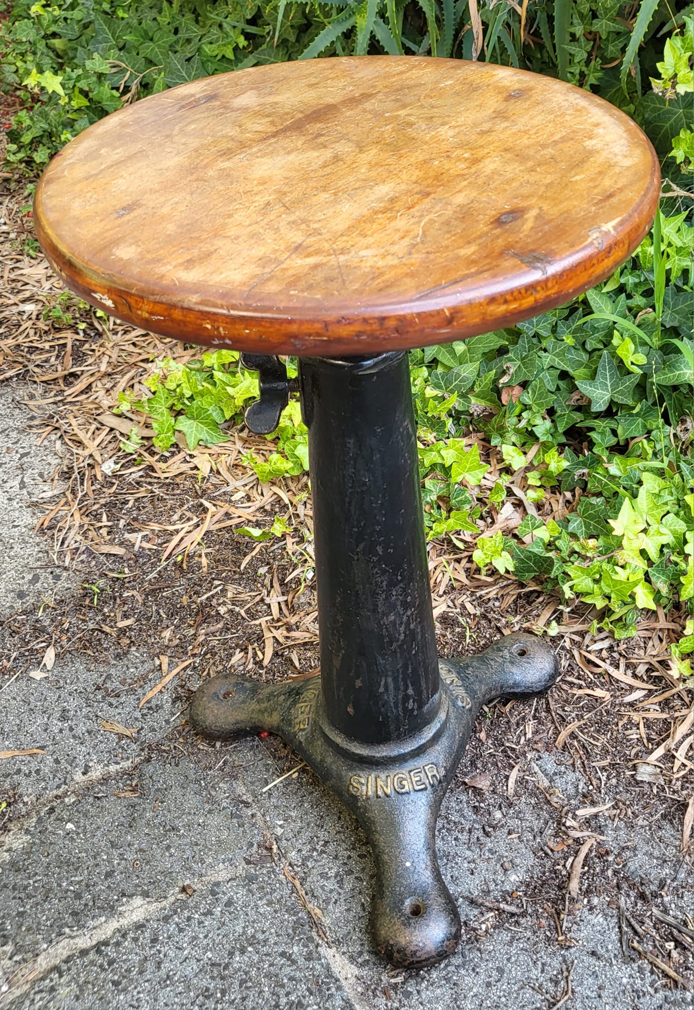 Singer VSMs - Eye Ma Ozi Collector