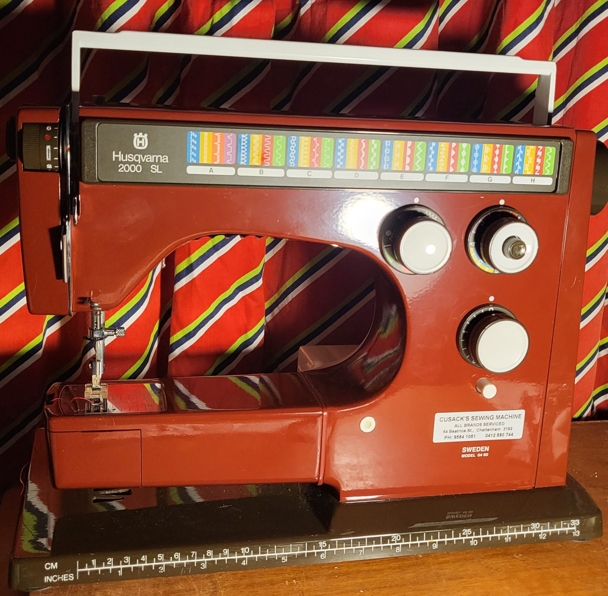 Husqvarna 2000, Model 6460 - Eye Ma Ozi Collector